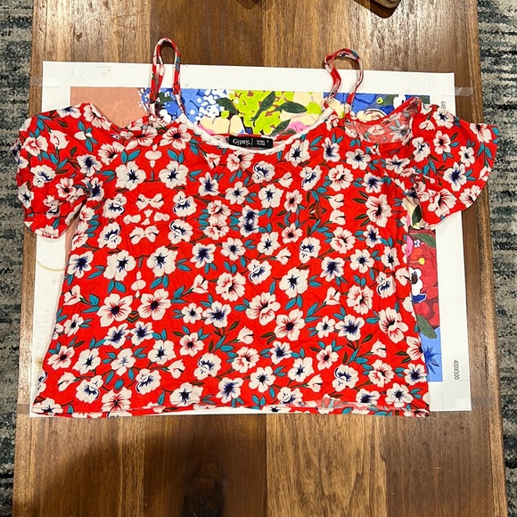 Gypsy 05 | Tops | Gypsy 5 Womens Red Floral Top | Poshmark